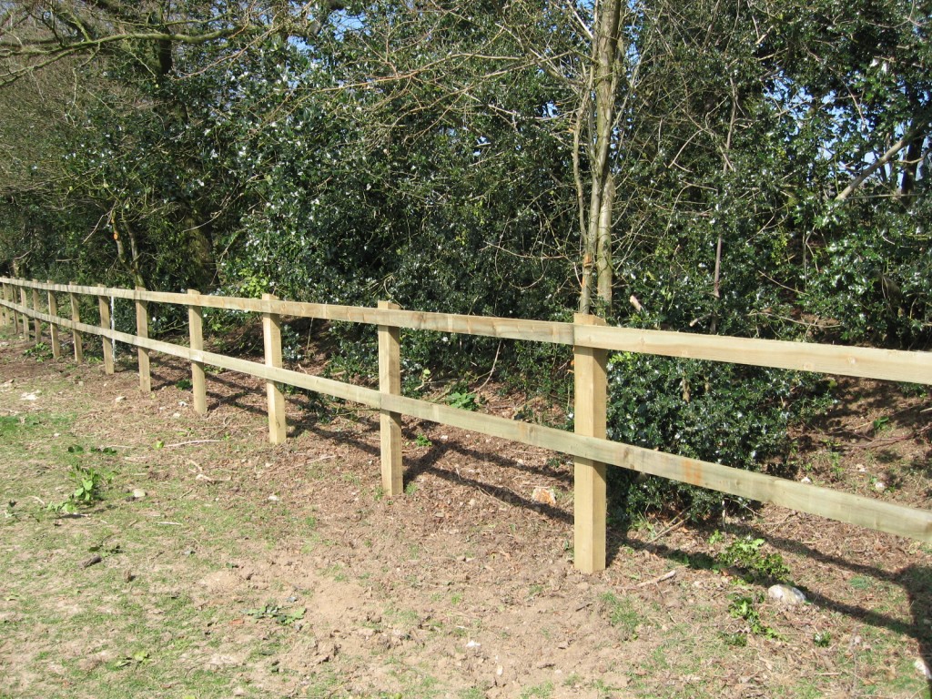 sawn-post-and-rail-fencing - Richard Stubbs Fencing Services